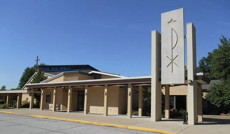 Christ the King, Moline — Catholic Quad Cities