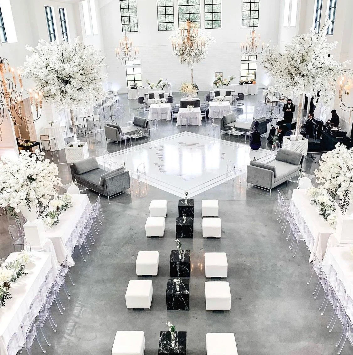 The Manor — Boxwood Manor