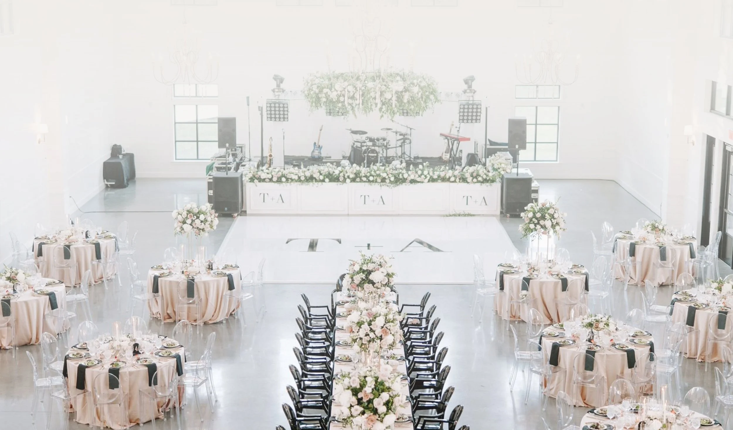 Details — Boxwood Manor