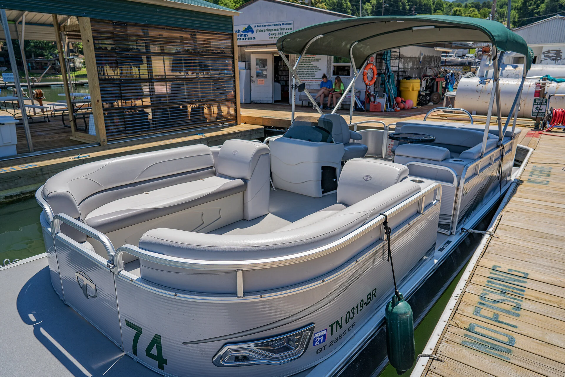 Pontoon Rentals — Fish Springs Marina
