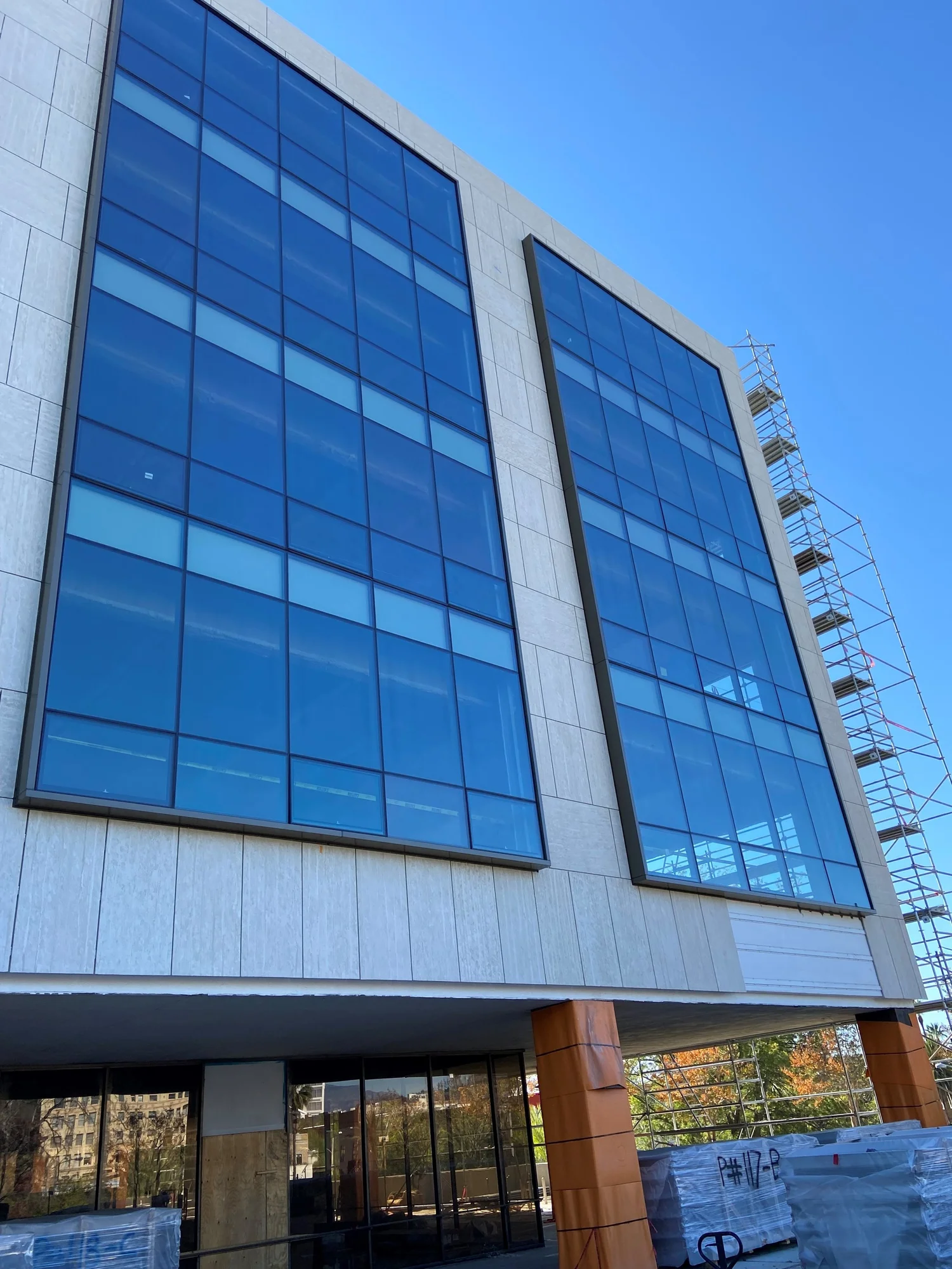 Vitrum Glass Group | Oversized Fabricated Glass | California ...