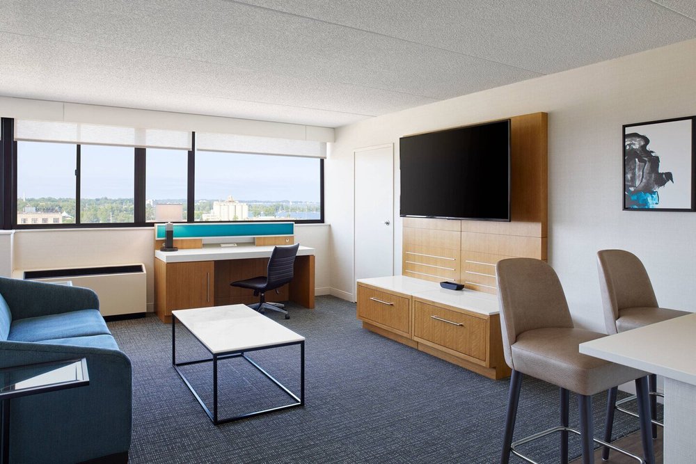 Delta Hotels by Marriott Muskegon Convention Center — Quiltcraft