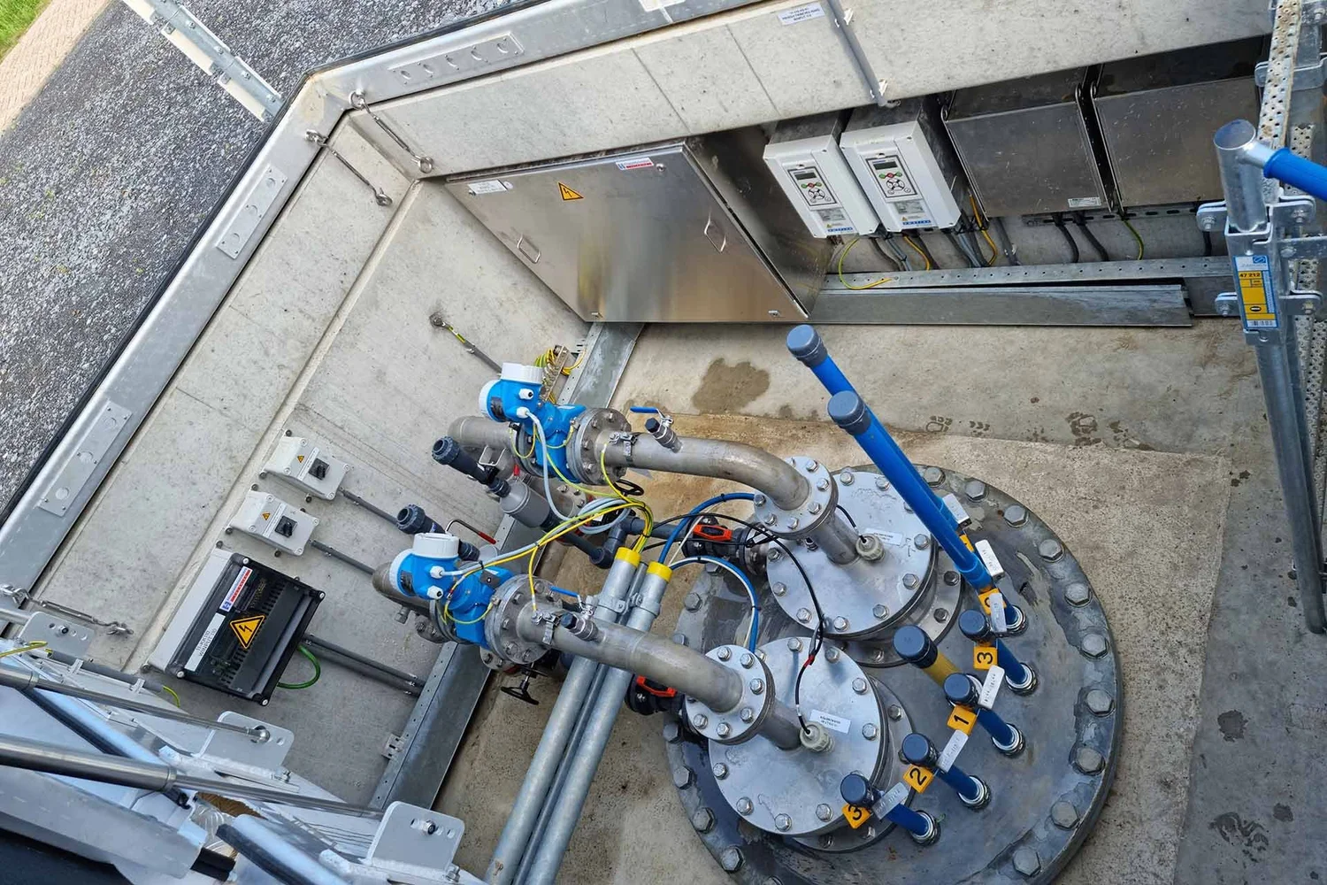 Variable Frequency Drives (VFD) for innovative extraction well — H2Flow ...