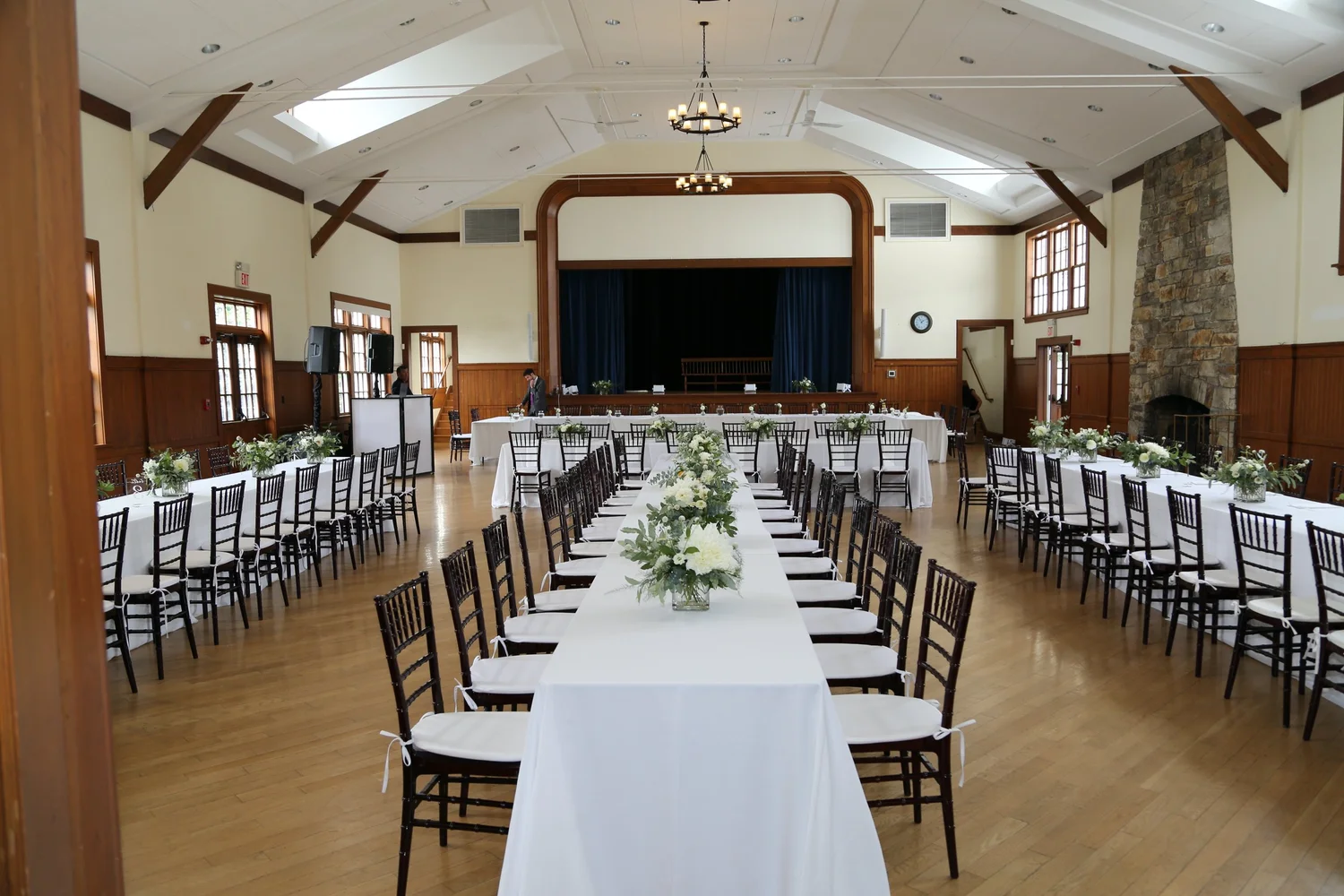 Community House — Round Hill Community Church
