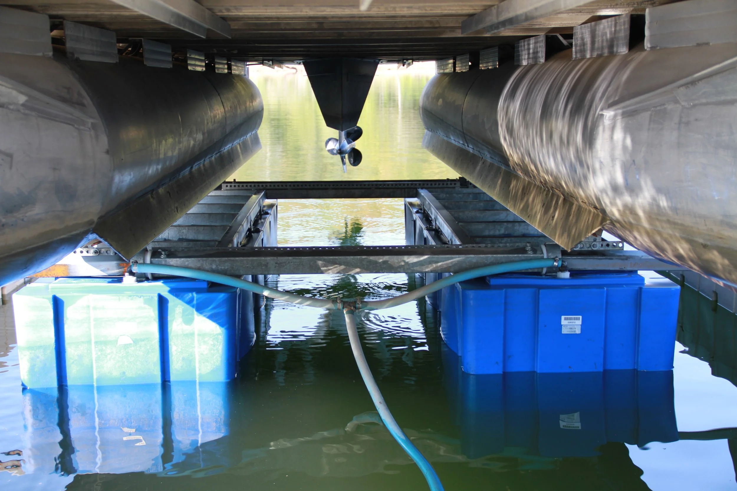 EZ Dock Aegis 7 Boat Lift — Ontario EZ Dock