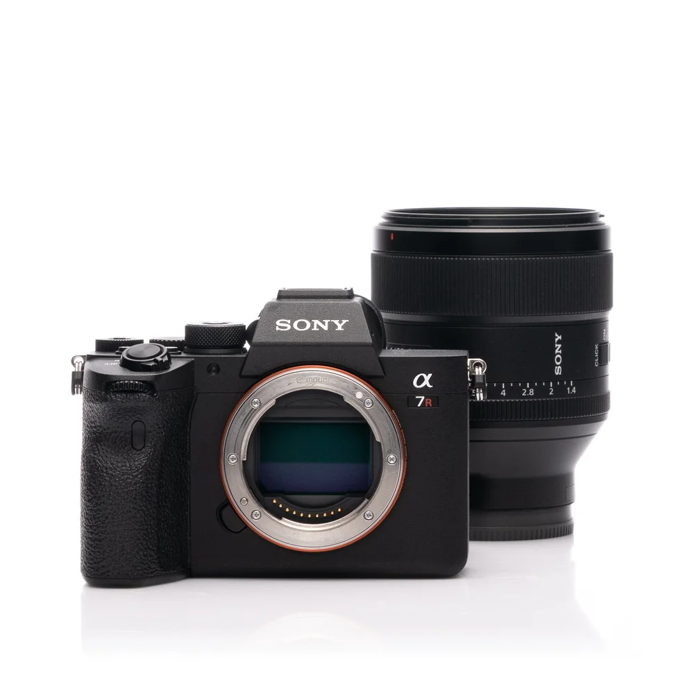 Hire High Resolution Cameras | Discover High-Resolution Camera Rentals ...