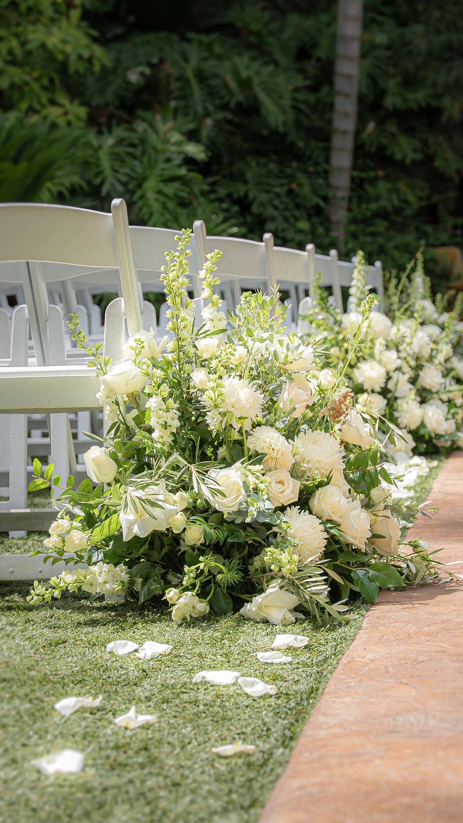 Tutta Bella Florist - Wedding & Event Designers