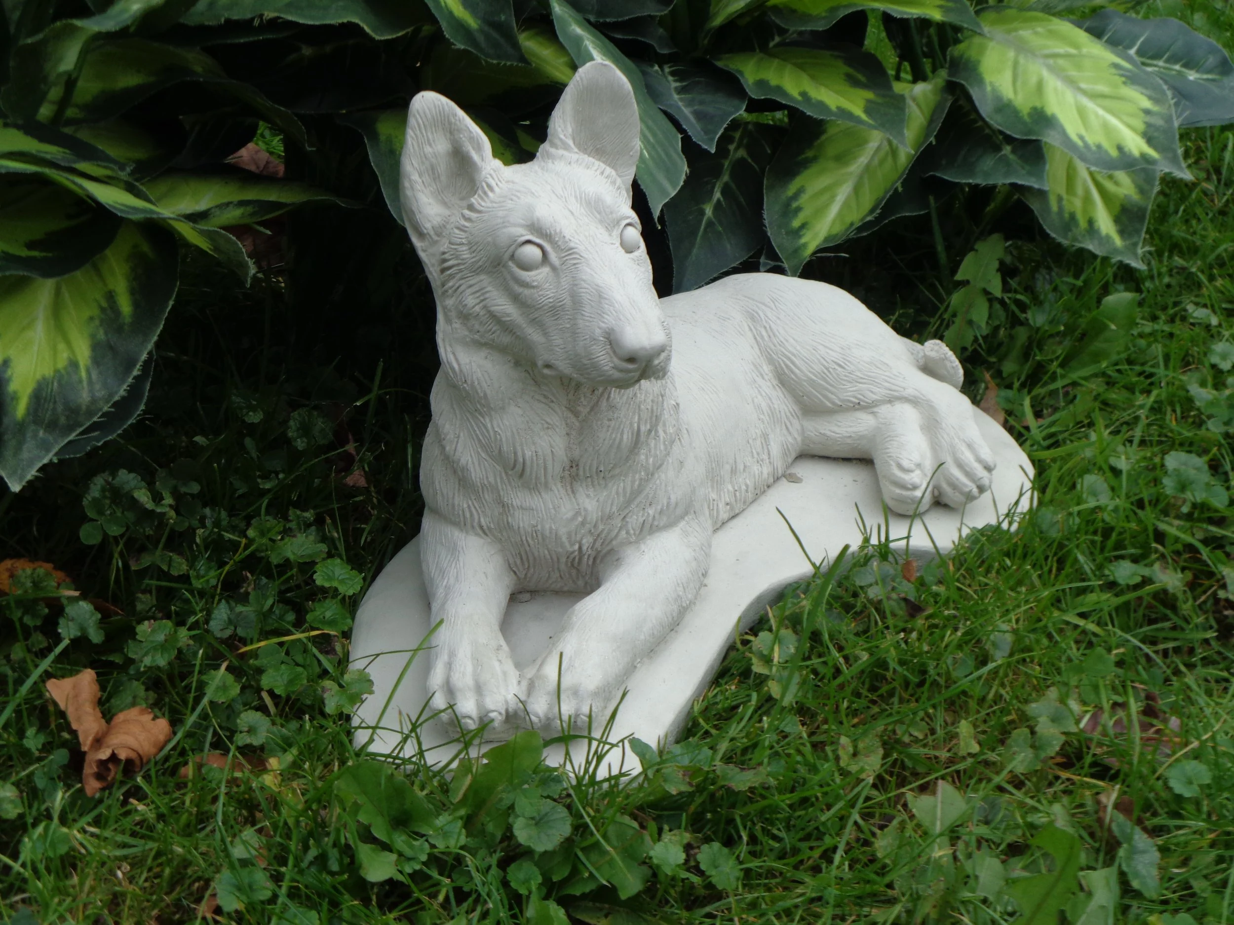 German Shepherd Statues Outdoor