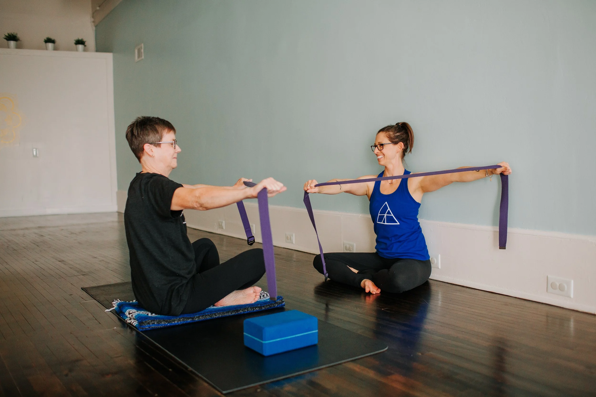 At Home Yoga, Online Yoga Classes, Online Yoga for Back Pain and Stress ...