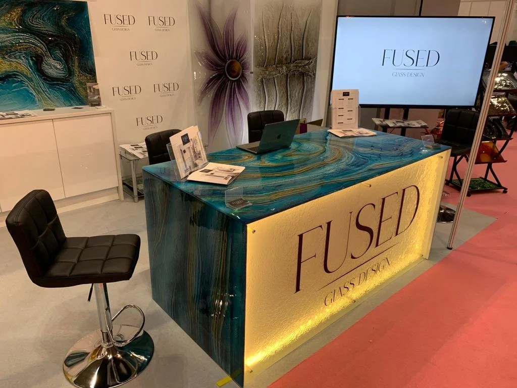 Fused Glass Design: Splashbacks, Worktops, Doors and Art