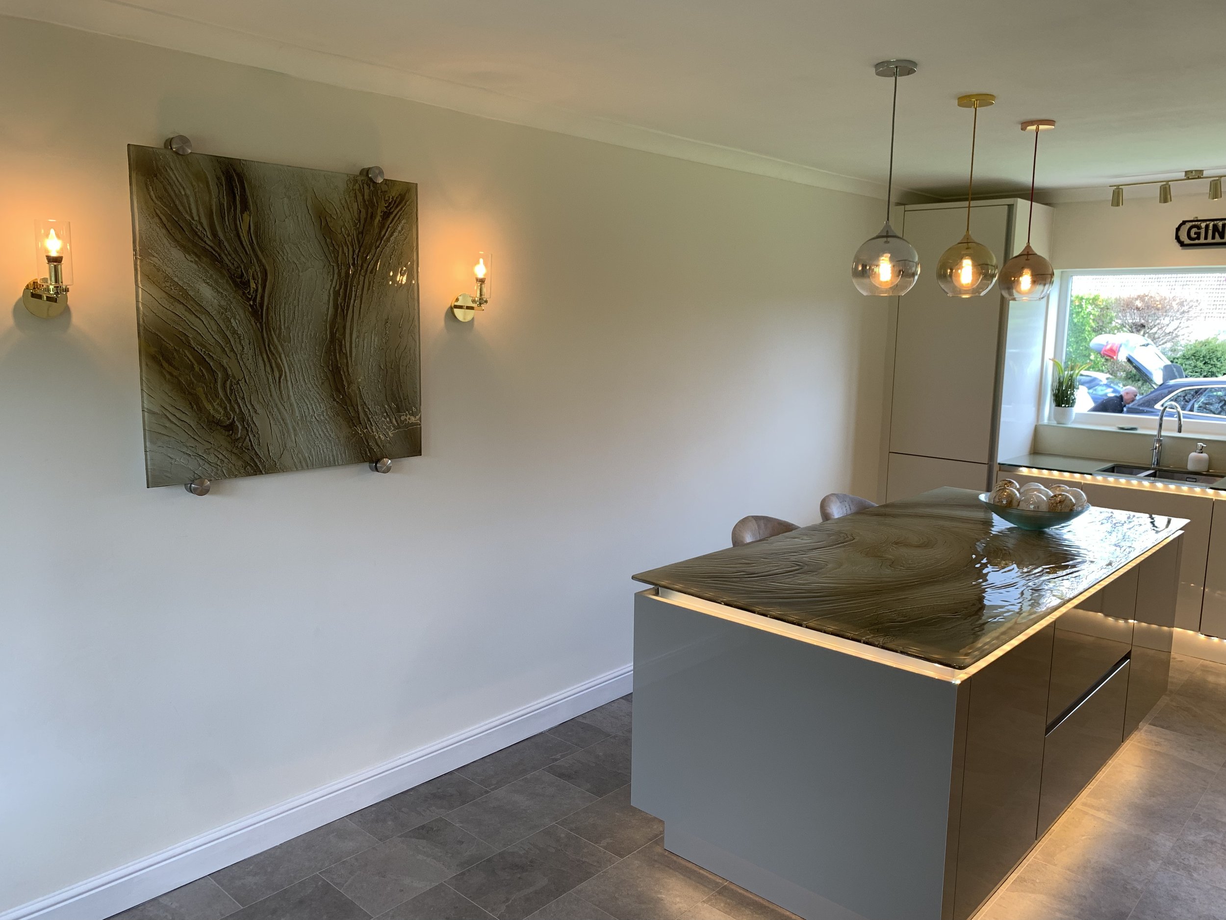 Fused Glass Design: Splashbacks, Worktops, Doors and Art