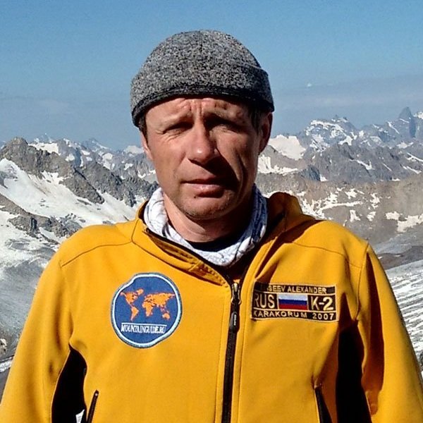 Team Bios — Elbrus4Alpinists