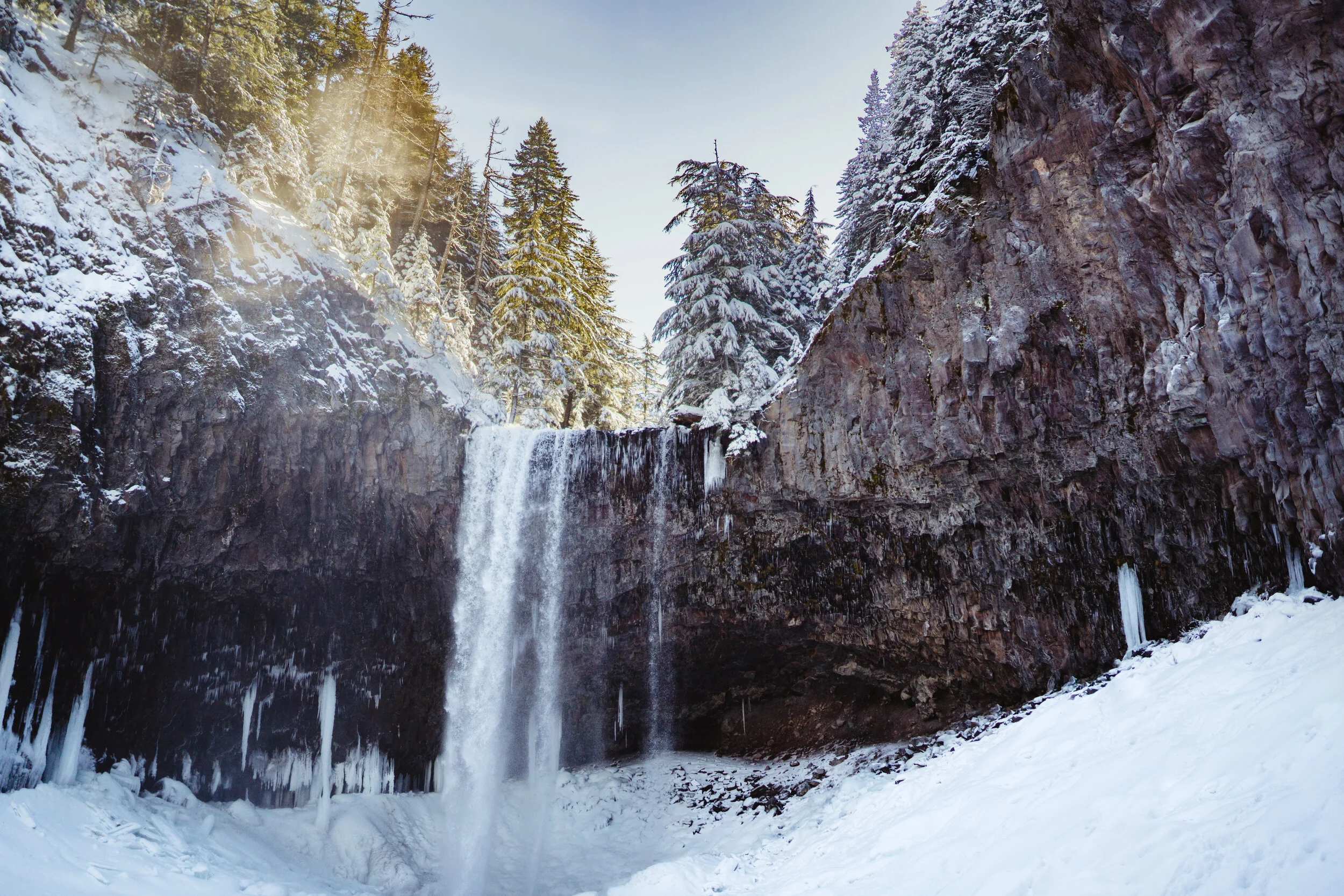 Winter Wonderland // Frozen Waterfall // Oregon Vow Renewal — The Lens ...