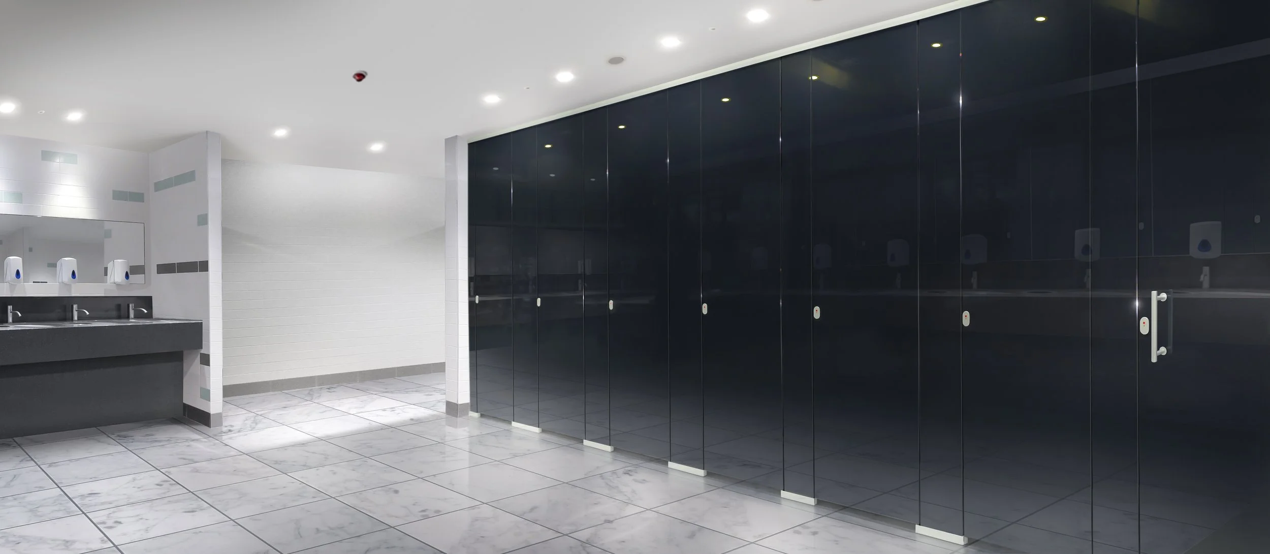 Changing Room Cubicles & Facilities | Bano Washroom — Bano Washroom Ltd ...