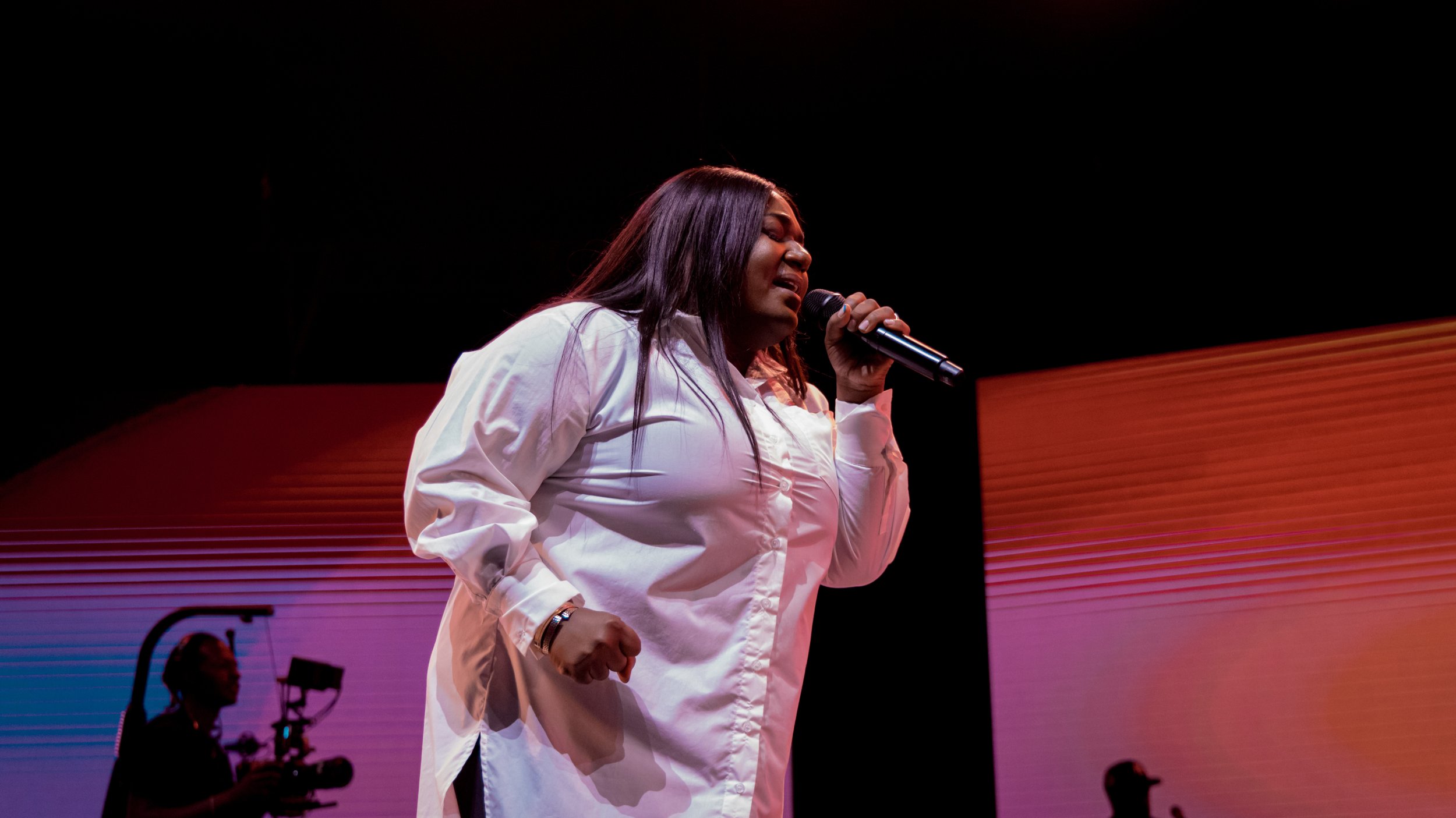 Naomi Raine | interview — lead worship well