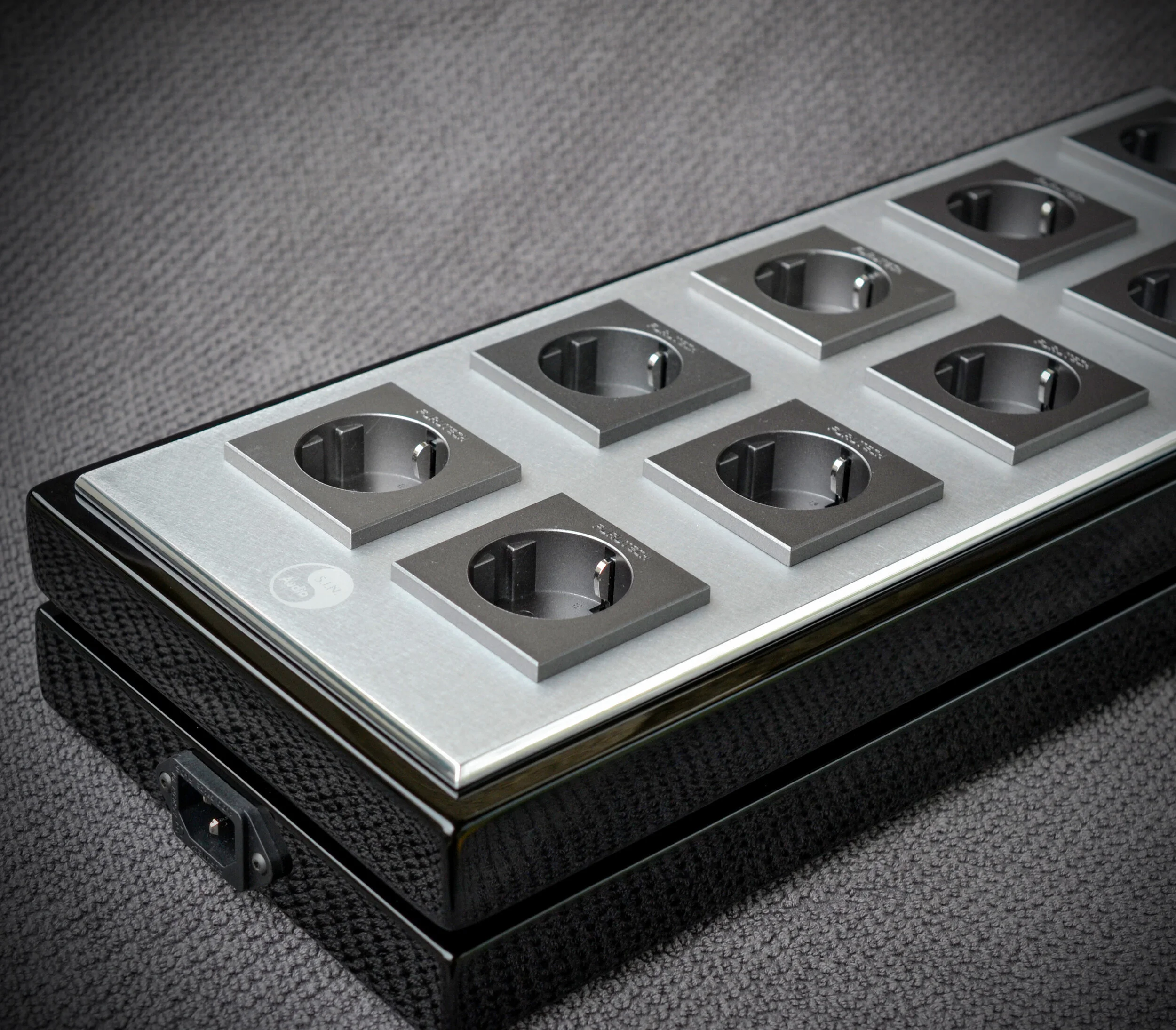 Power Split Device — SIN Audio Boutique