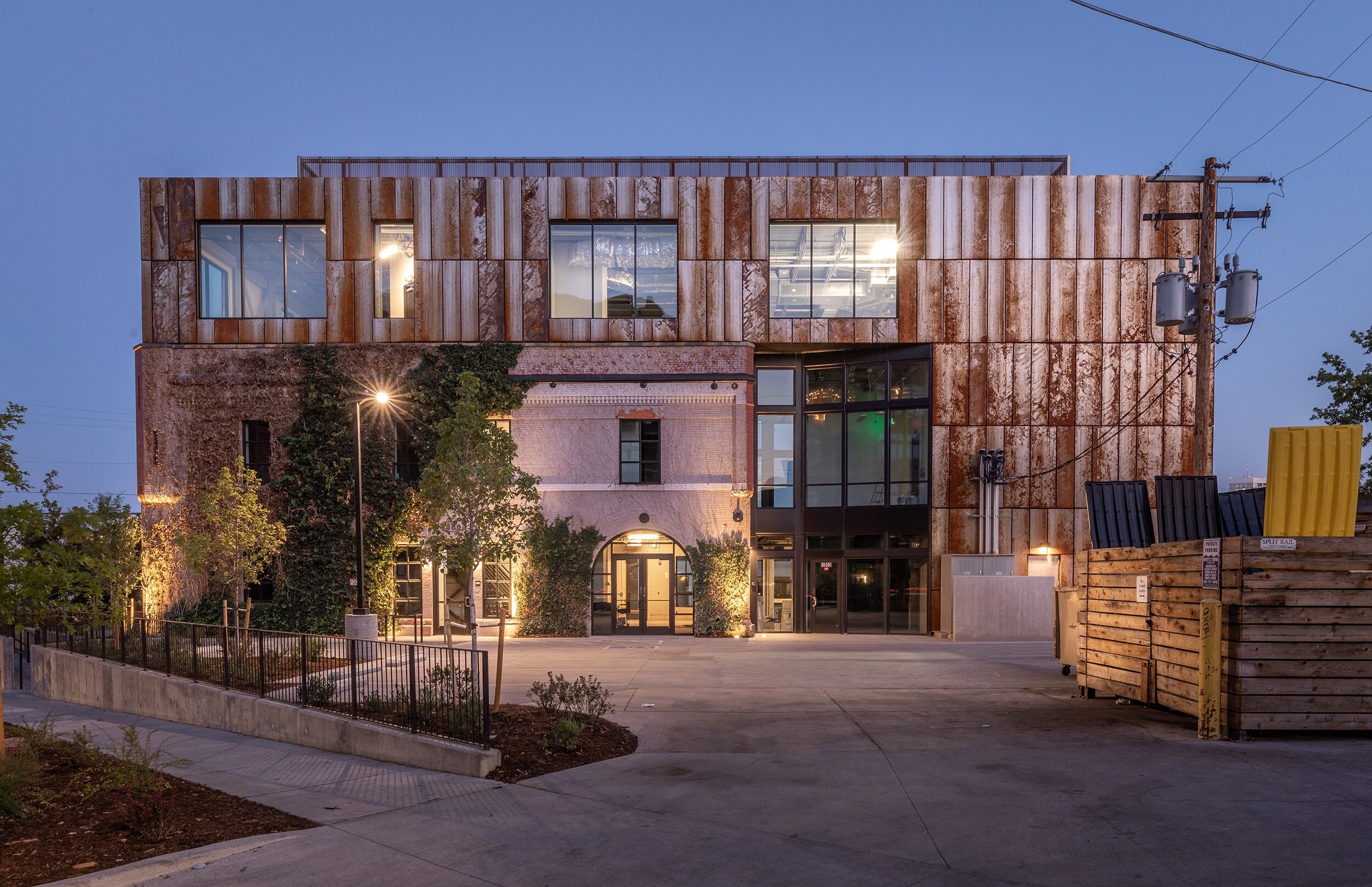 Gallery 1 — MERIDIAN 105 ARCHITECTURE