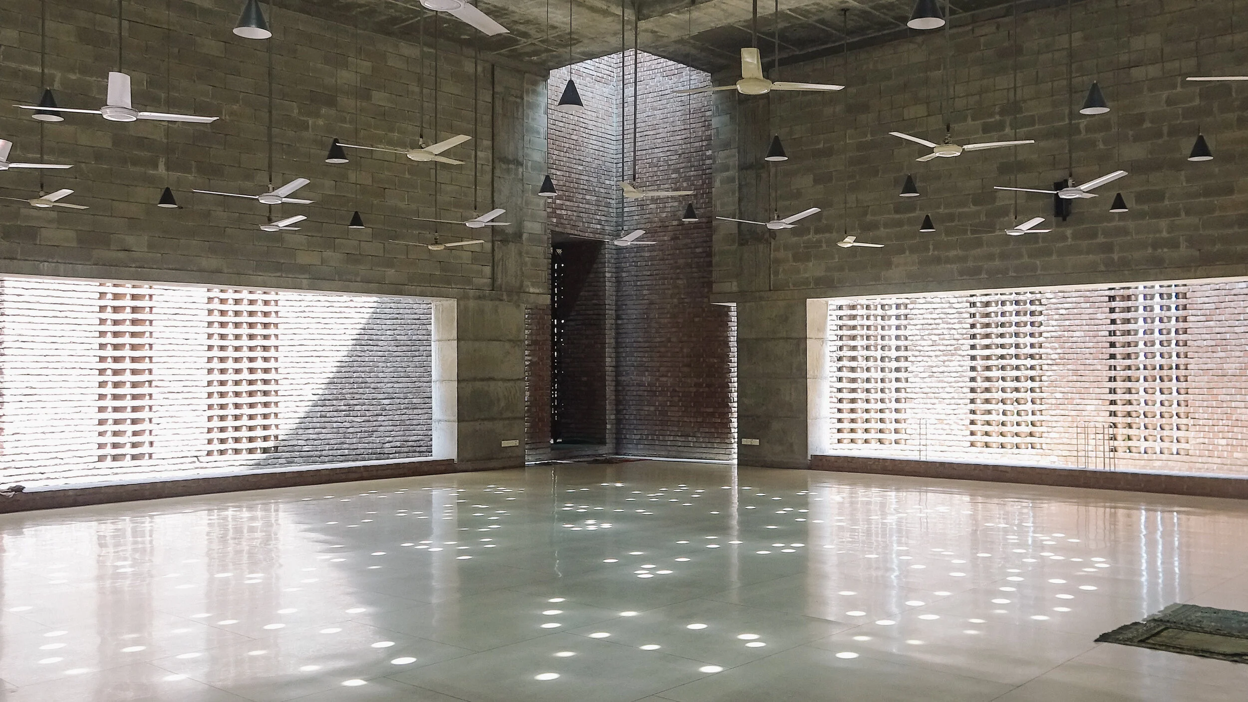 Bait Ur Rouf Mosque, Dhaka, Bangladesh — Sara Kuehn