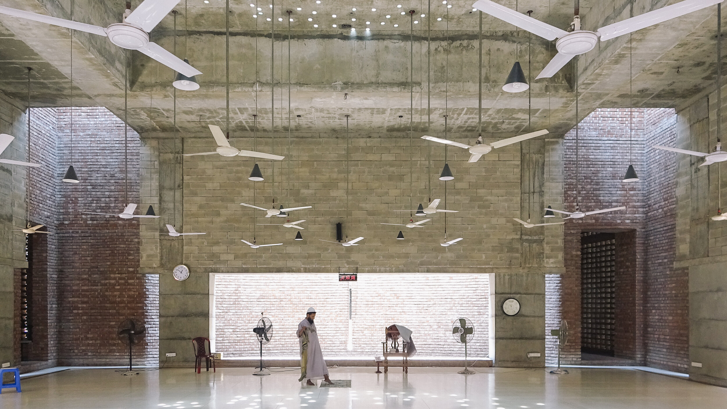 Bait Ur Rouf Mosque, Dhaka, Bangladesh — Sara Kuehn