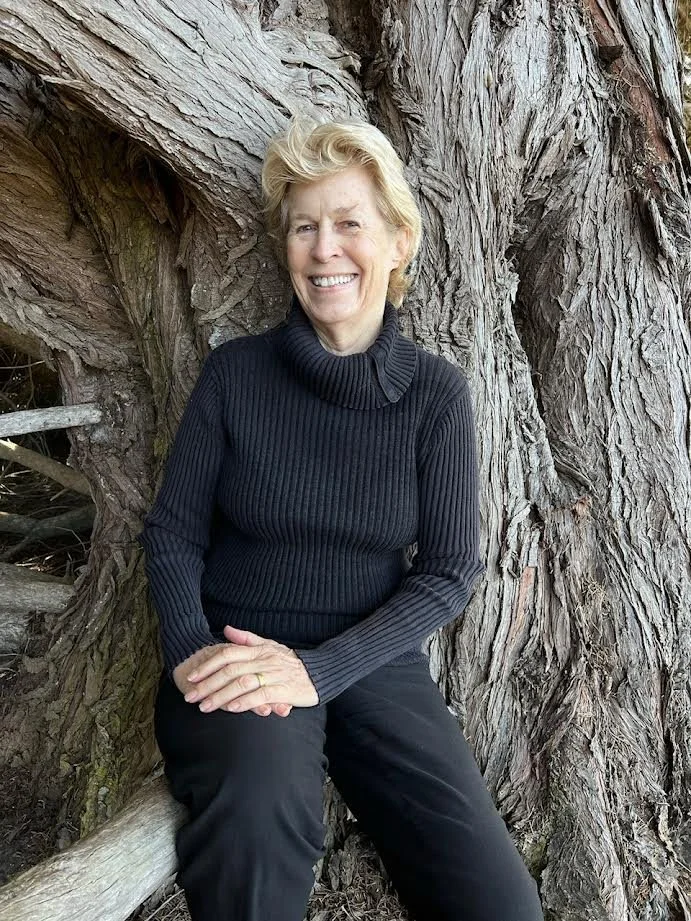 Bio — Alison Owings