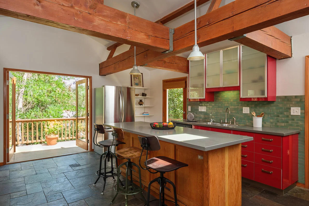 2033 Avon Street in Echo Park — Take Sunset