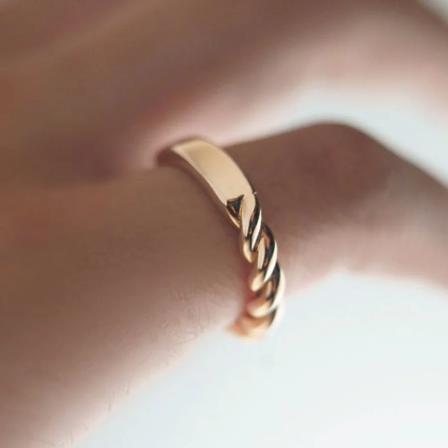 Ring Shopping Guide: Find Your Perfect Style