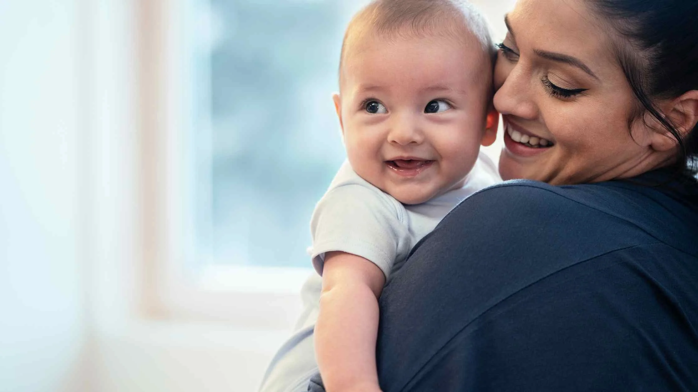 How to Look Good in Photos for Plus Size Moms — The Confident Mama ...