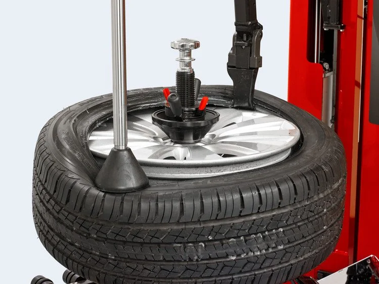 Todo para taller automotriz — Importadora Universal