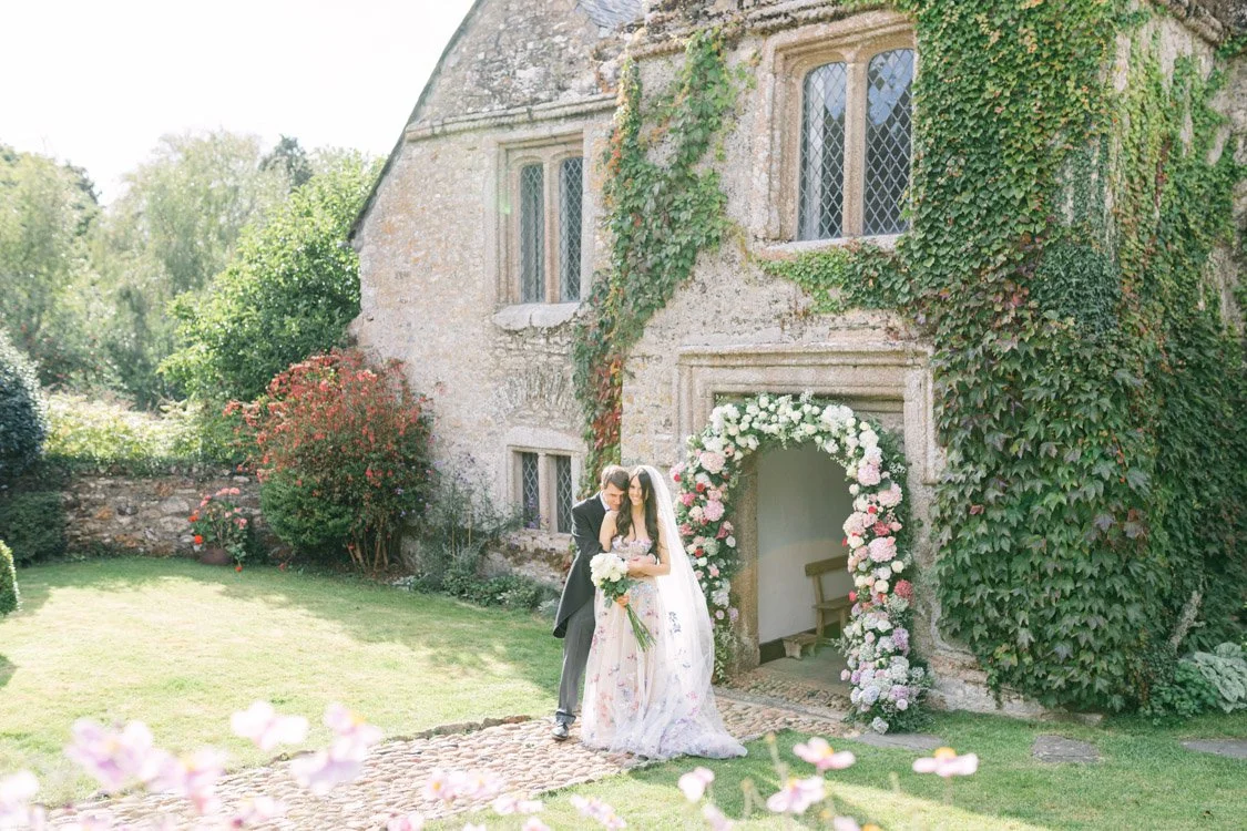 A Celestial Autumn Wedding at Hareston Manor Devon | Tara Statton ...