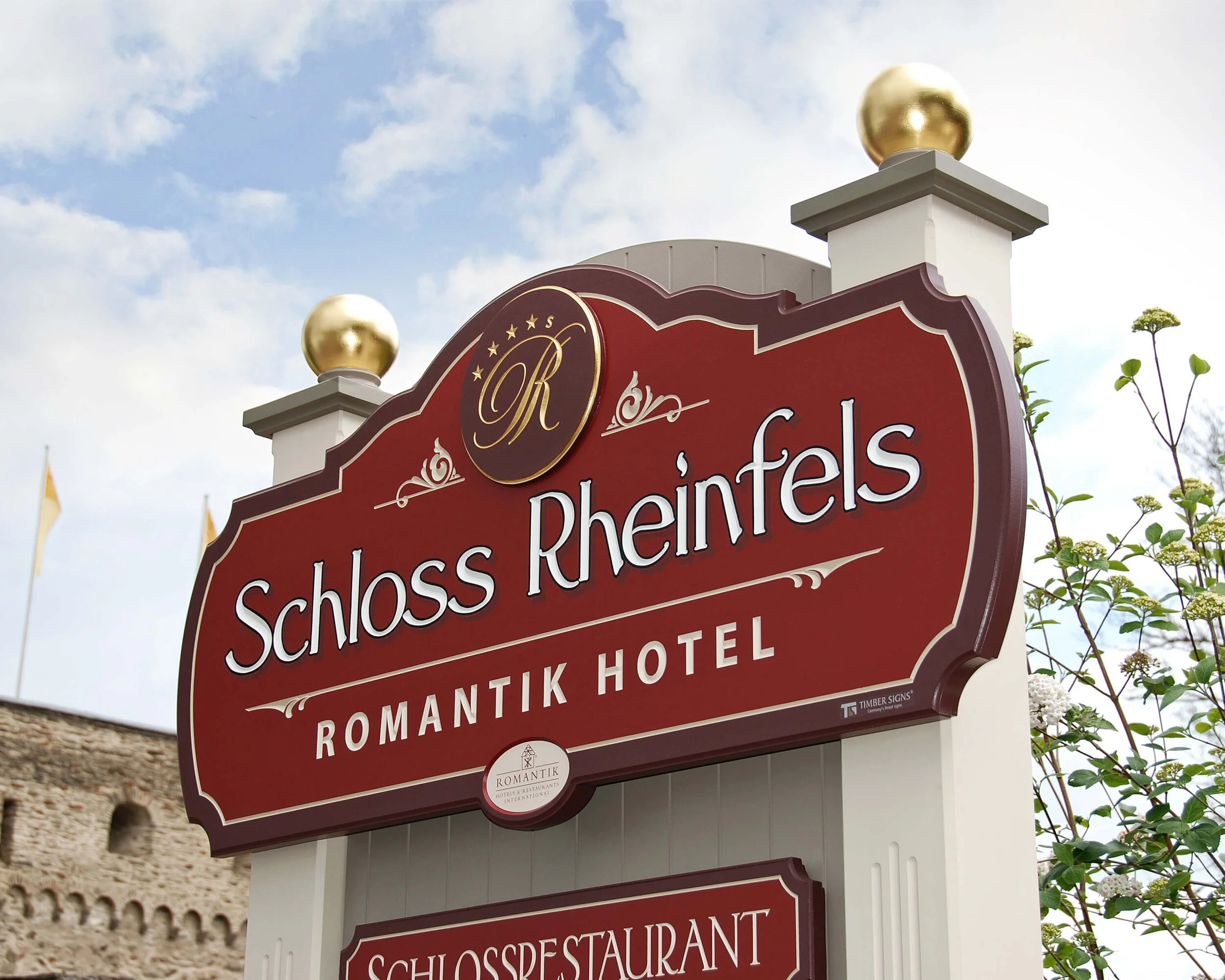 All Hotel Signs - Timber Signs