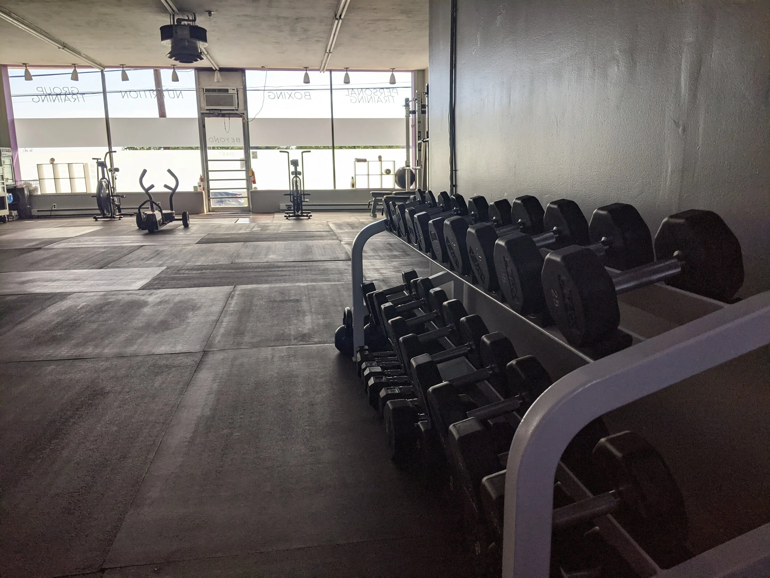 BEYOND TRAINING | Fitness - Boxing - Nutrition