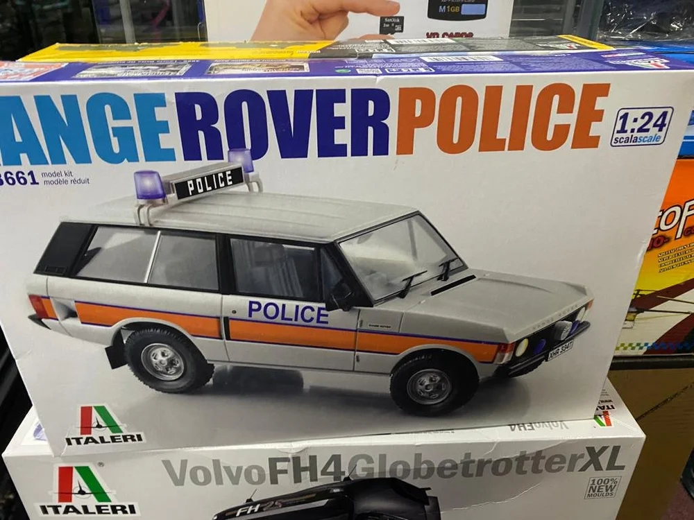 Italeri Models & Sets — ACE TECH