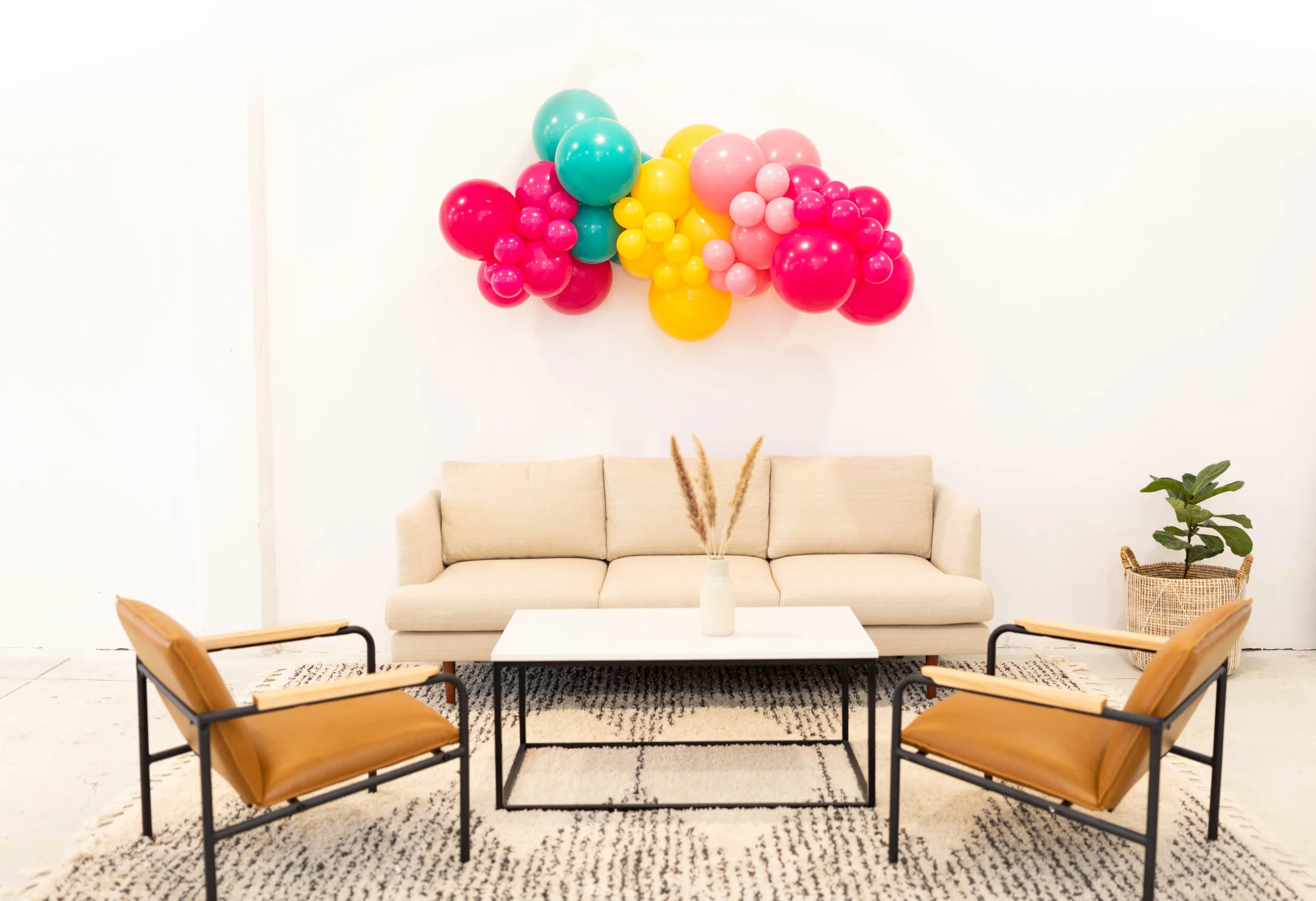 Size Guide — Charming Garlands Balloons