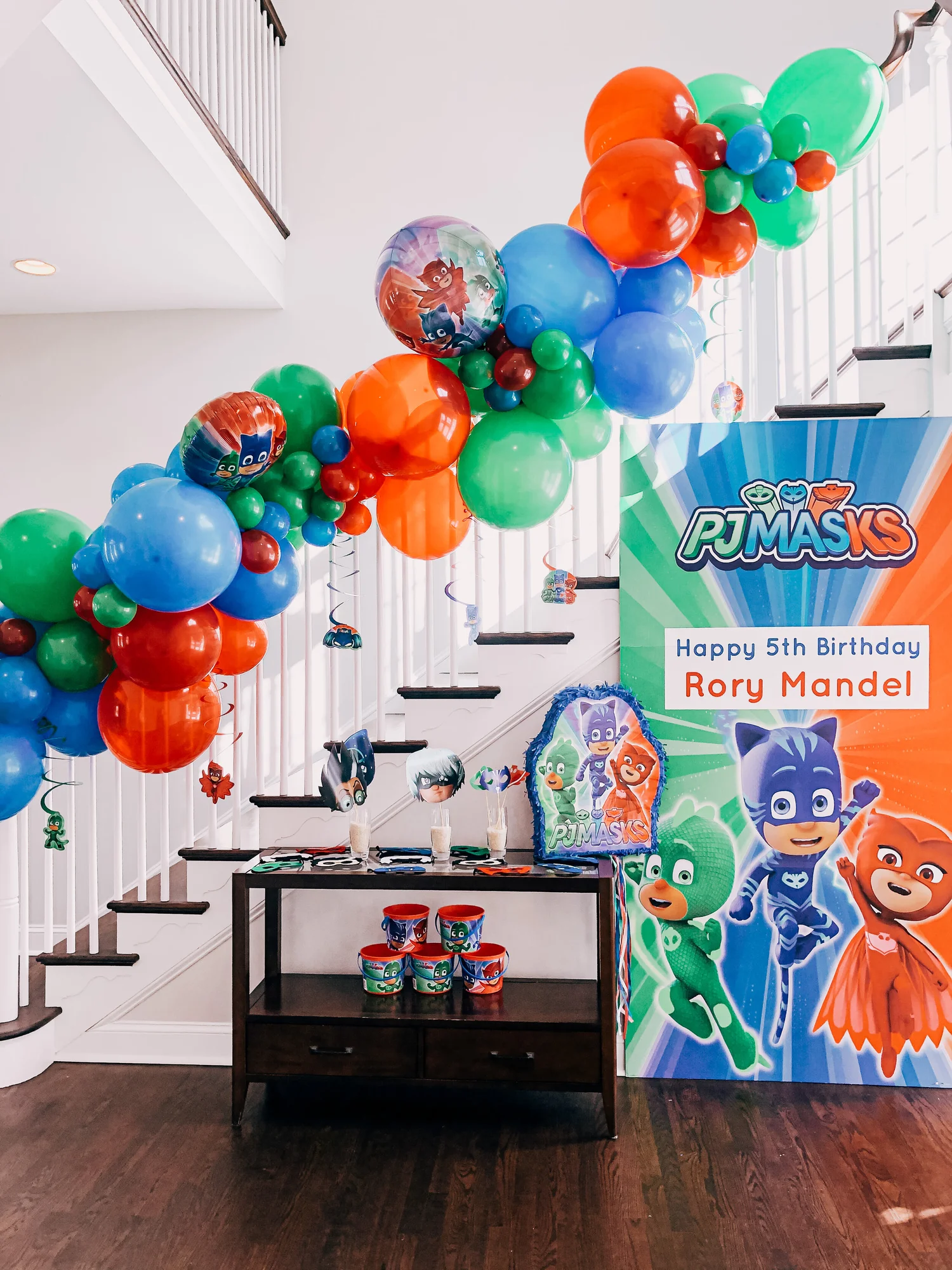 Size Guide — Charming Garlands Balloons