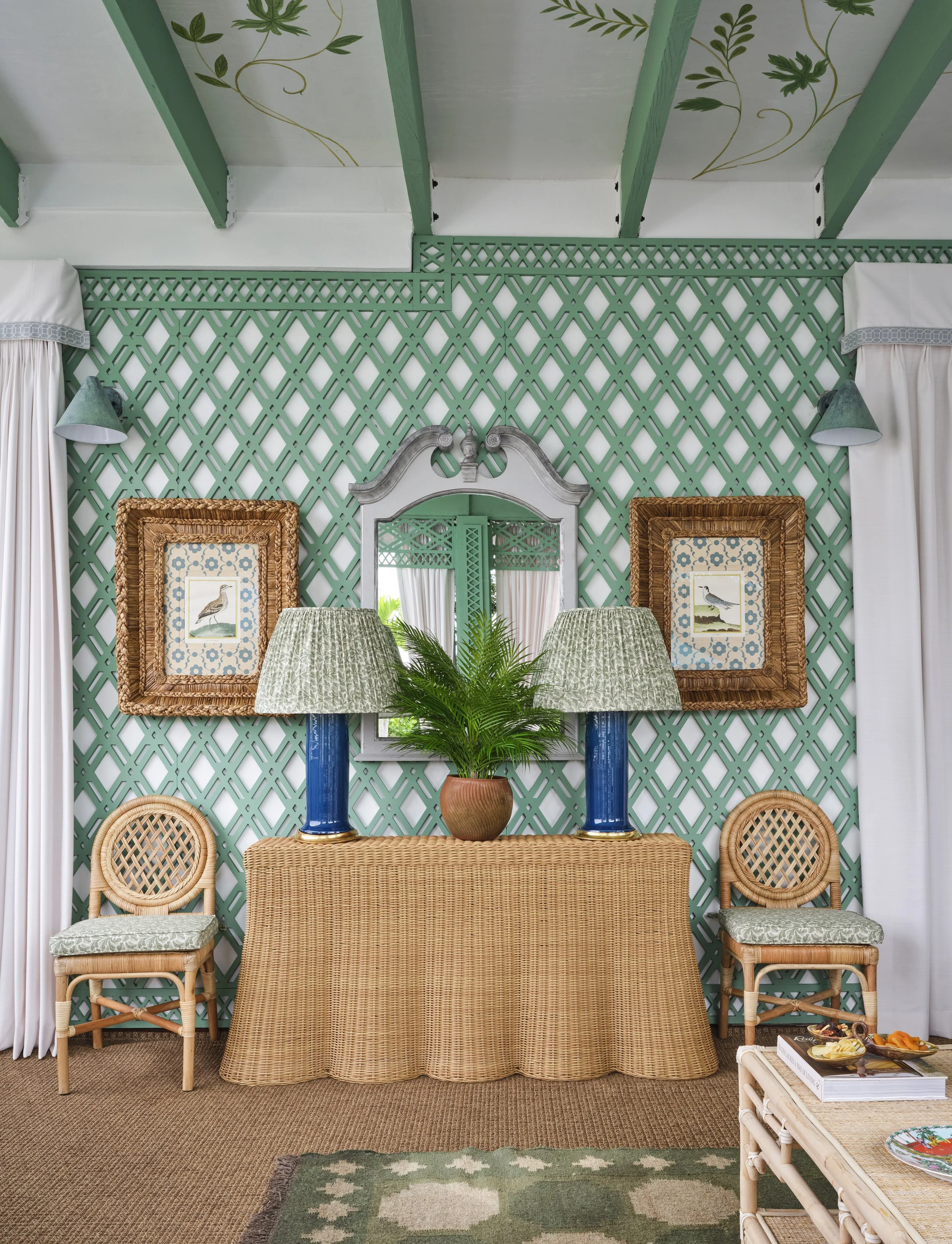 PALM BEACH — Ariel Okin