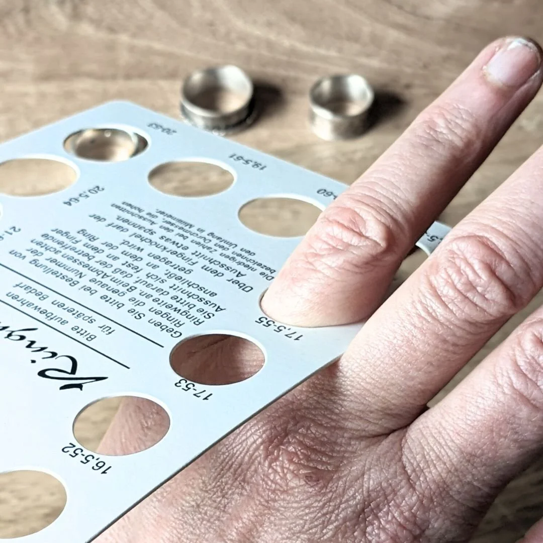 Ringgröße messen - 16 Methoden und Tipps — Schmuckburg