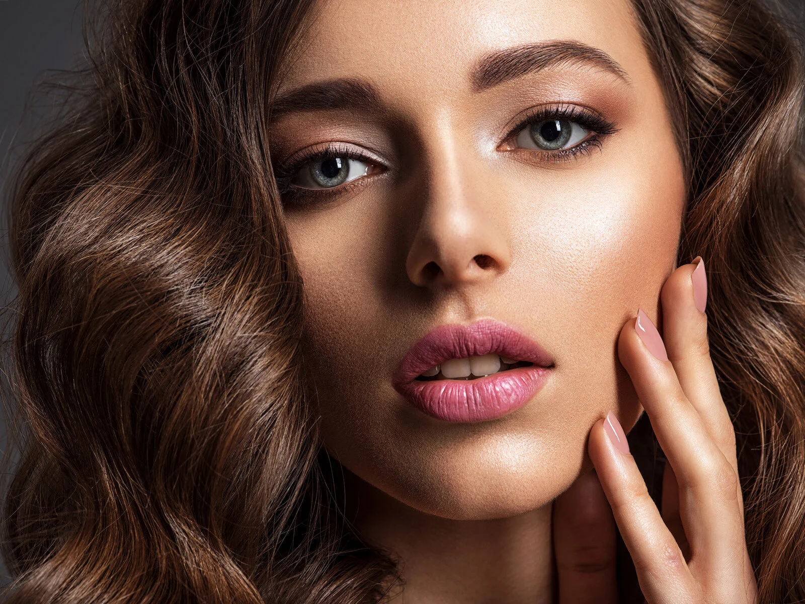 Glow Girl Beauty - Wedding Makeup Artist and Hair Stylist