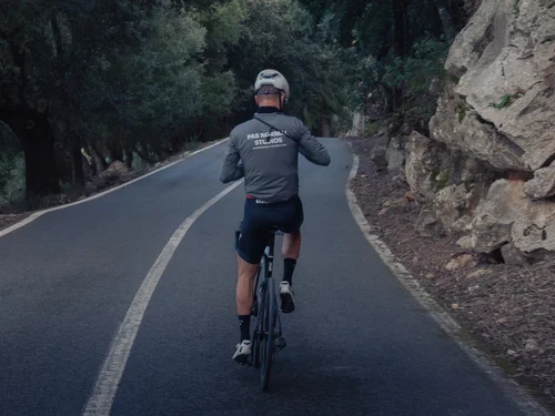 This Is The Best Cycling Camera Strap You Will Find Out There — rik de ...