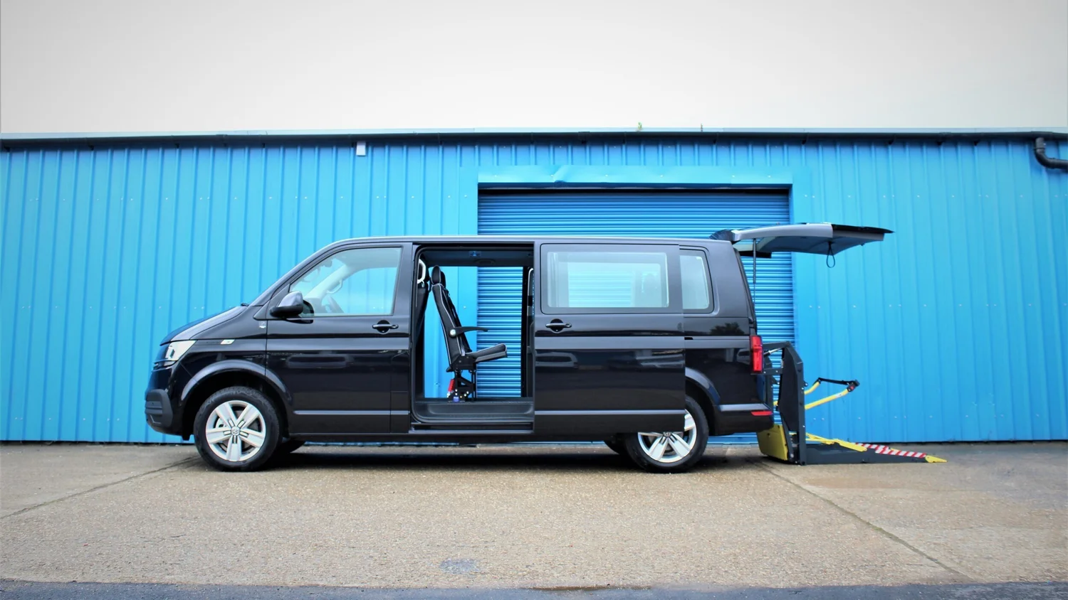 Gallery: Wheelchair Accessible Vehicles - Volkswagen Transporter ...