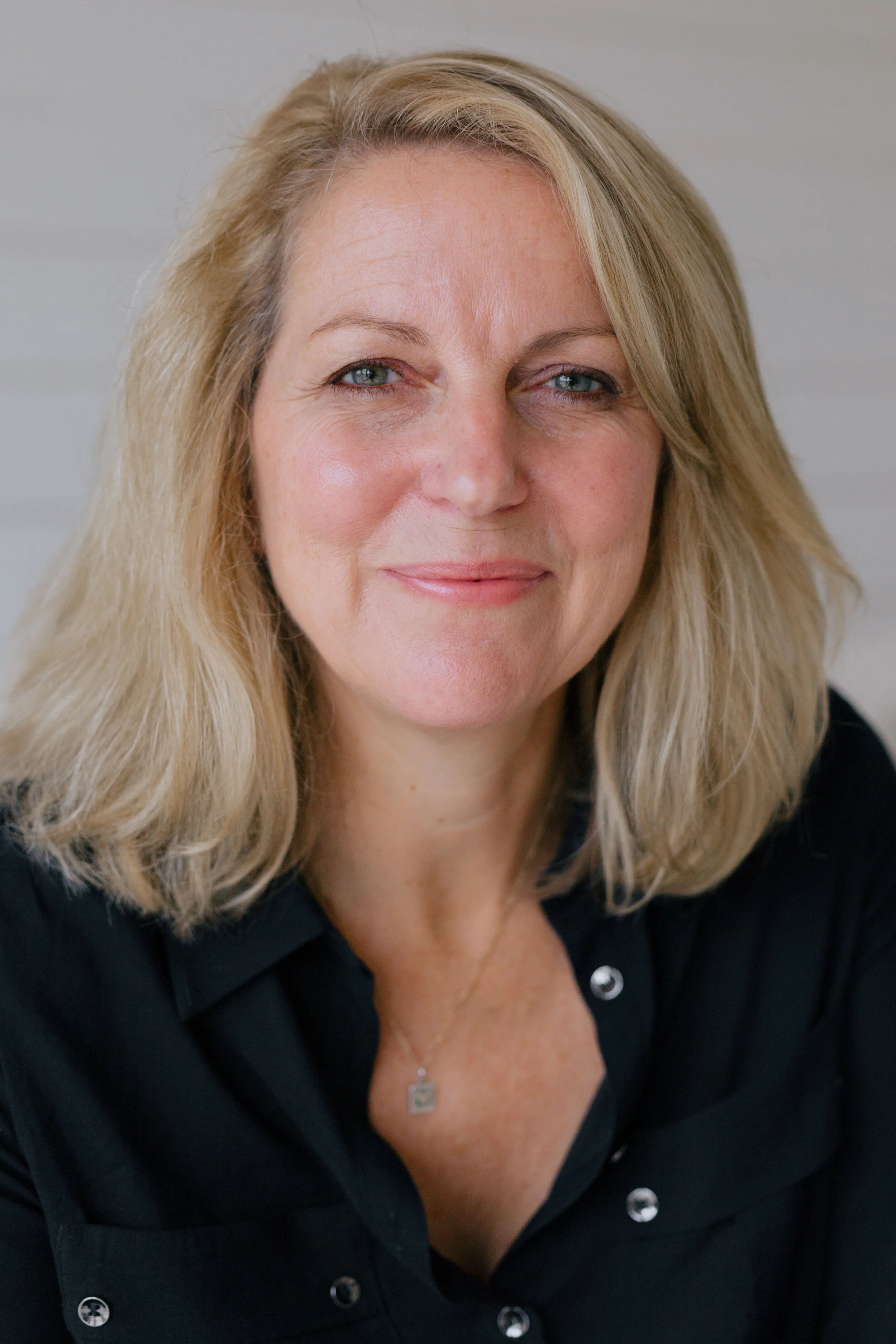 10 portrait tips to make your subjects feel comfortable — studio gently