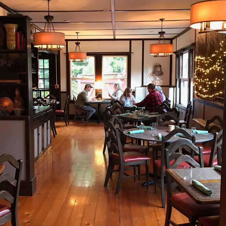 IronBound Restaurant & Inn