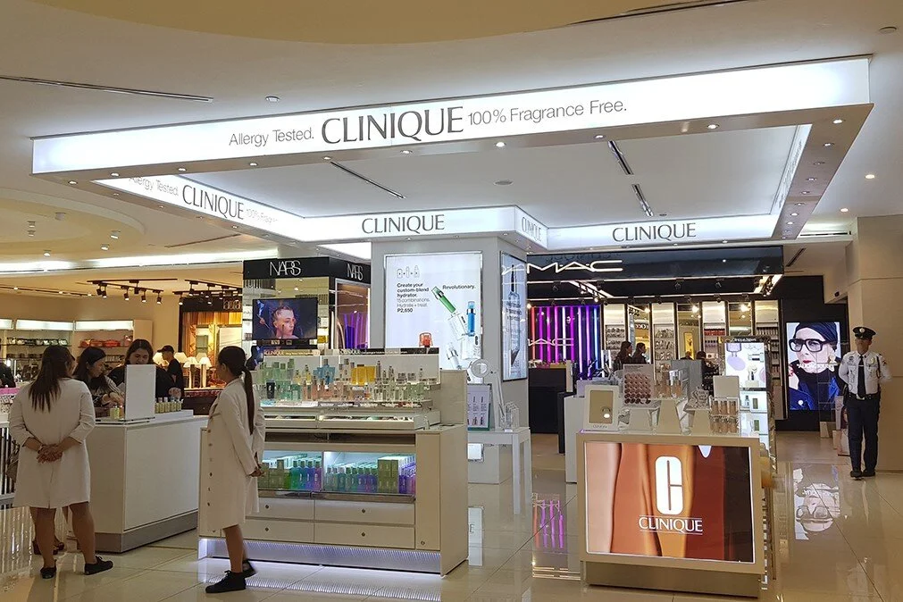 Retail Displays — MC Display and Metalcraft Corporation