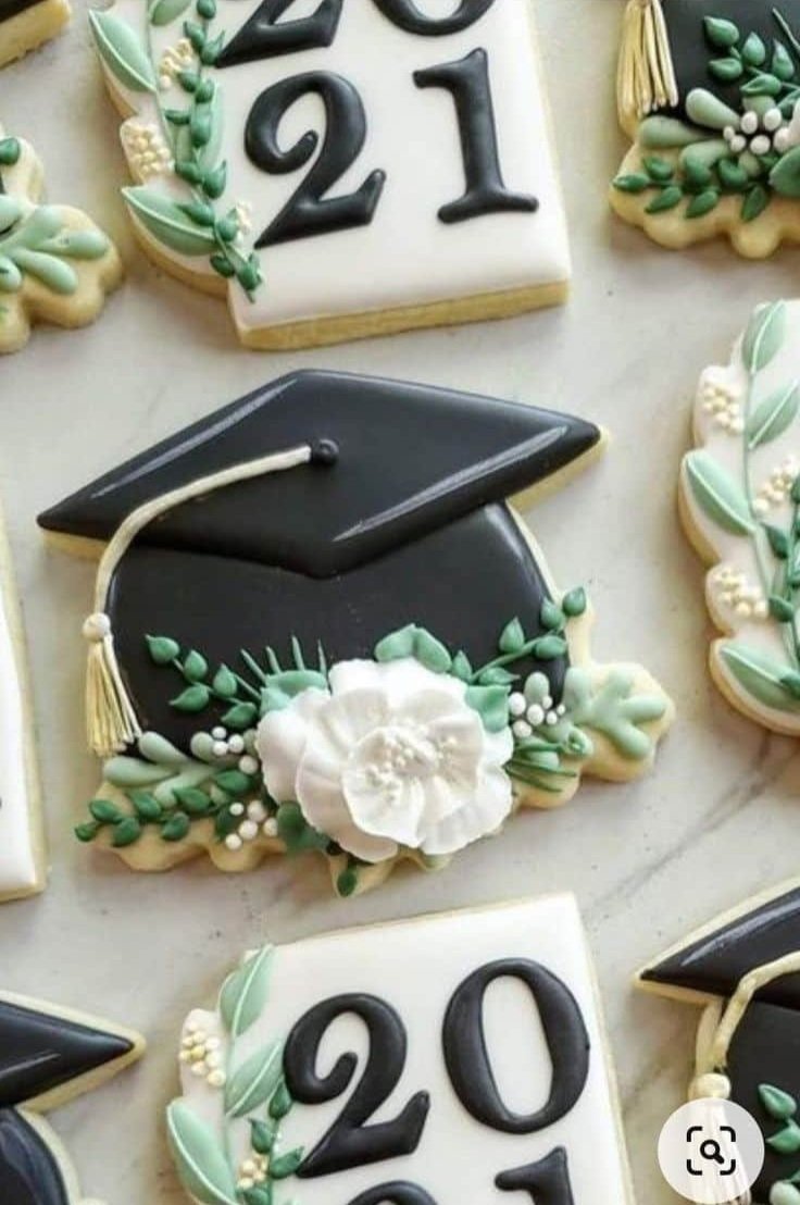 21 BEAUTIFUL Graduation Cookies Too Pretty To Eat! (Ideas & Inspiration ...