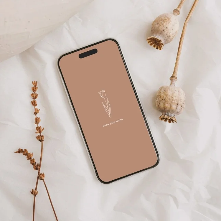 10 Aesthetic Phone Wallpapers To Make Your Home Screen Look GORGEOUS ...