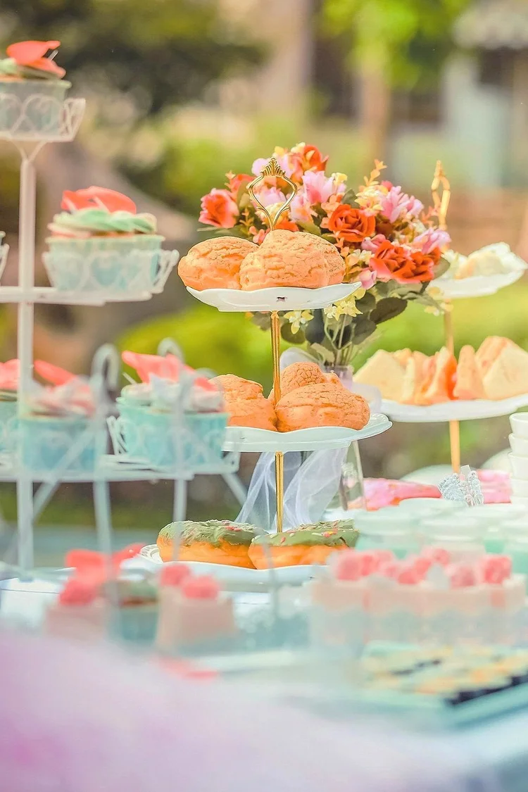 12 Easy & Affordable Garden Party Ideas (That Still Look AMAZING ...