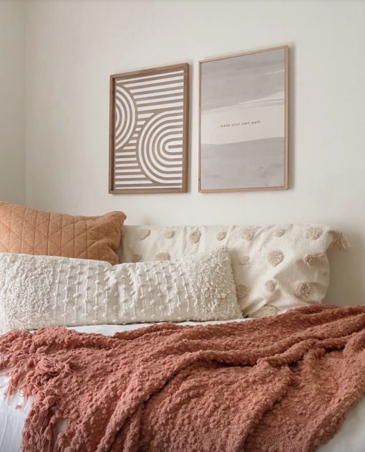 21 Cute Fall Dorm Decor Ideas! (Cozy & Aesthetic Fall Vibes) — nikki lo