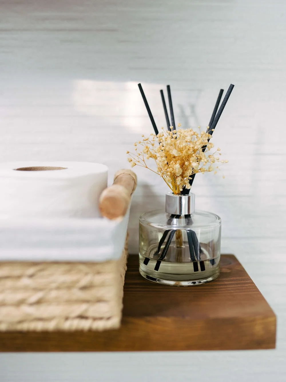 5 Tips To Maximise Your Reed Diffuser Scent | The Firefly Loft