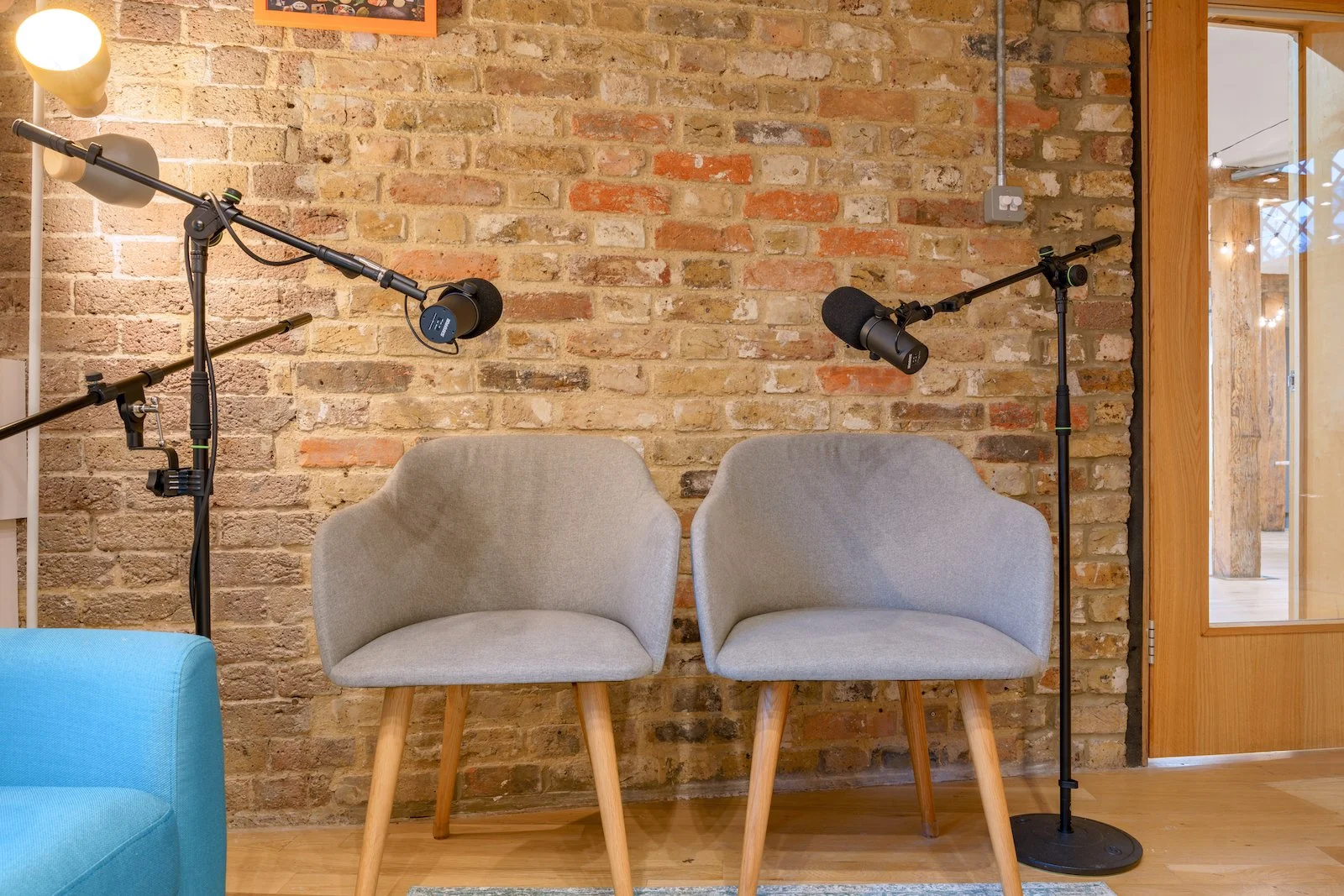 Podcast Studio — Plosive