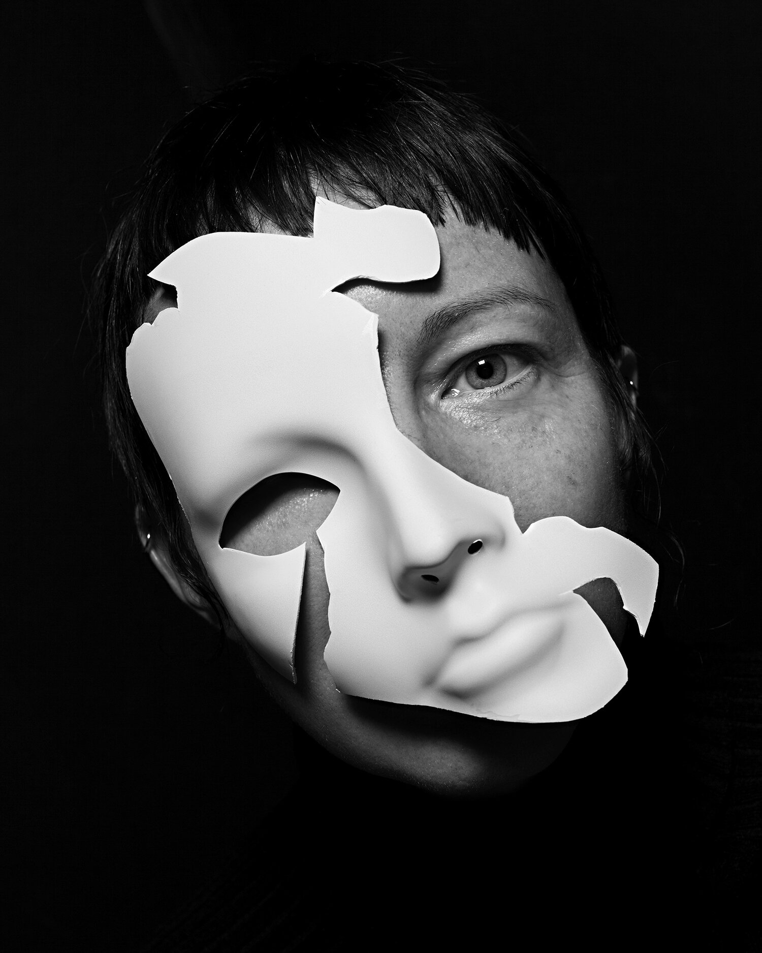 FACE OFF — Inga Pae