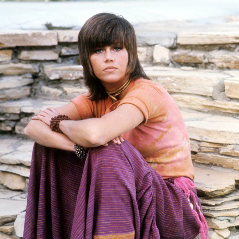 Iconic Jane Fonda Hairstyles and Recreating Them — Barely Xtensions